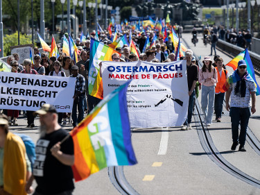 Frapp | Ostermarsch im Zeichen des Ukraine-Krieges