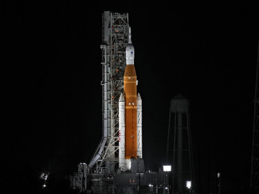 Frapp | La fusée SLS décolle vers la Lune