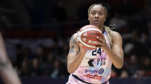 Frapp | Courtney Range en WNBA?