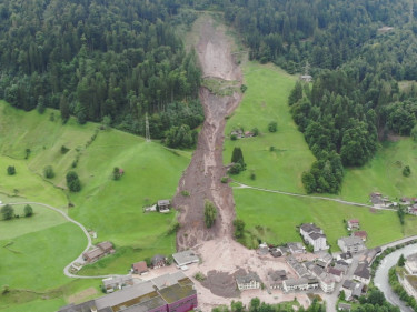 Frapp | Geröll löst sich in Schwanden GL