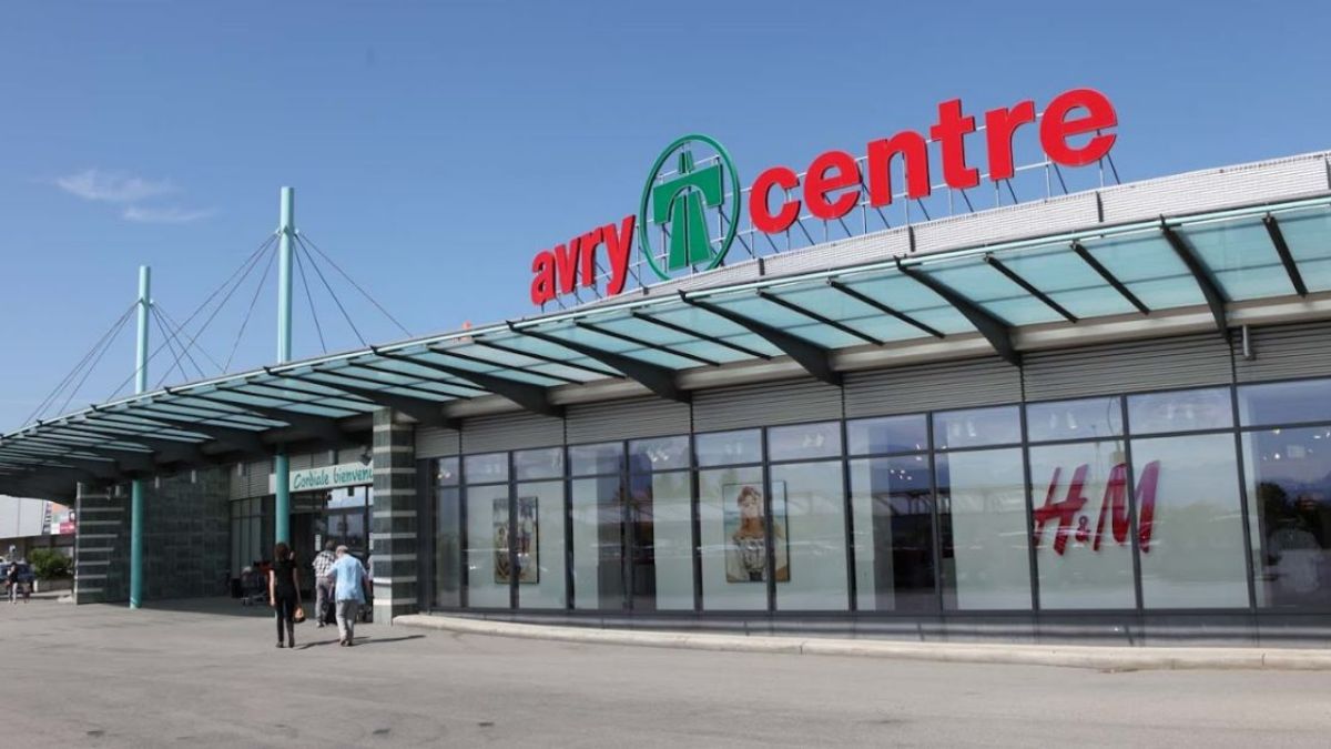 Frapp | Zwei Geschäfte im Avry-Centre ausgeraubt